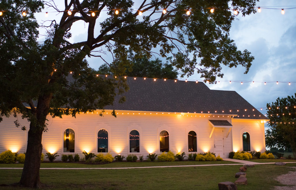 Rustic Grace Estate Wedding | Carleigh + Dreu • Kati Hewitt Photography ...