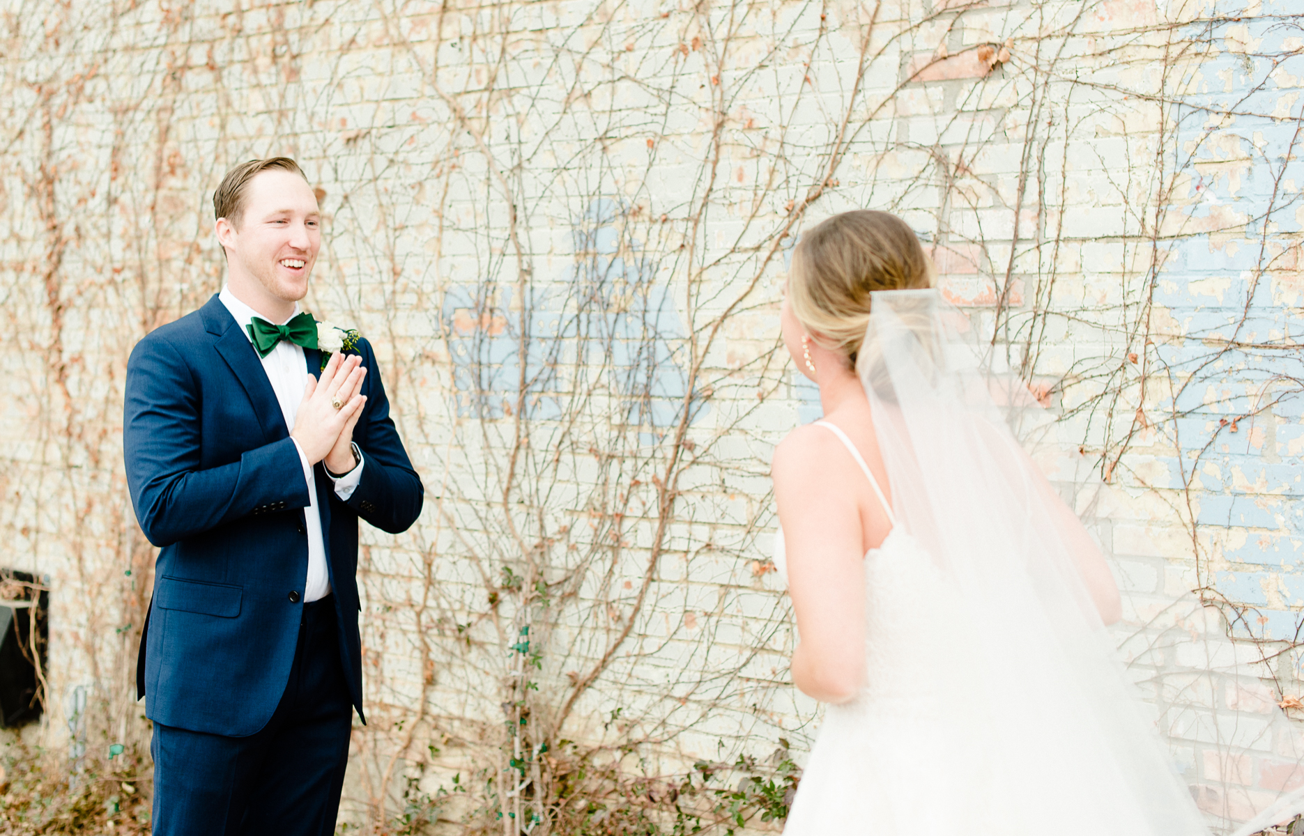 29 Cutest First Look Ideas • Kati Hewitt Photography | Houston Wedding ...
