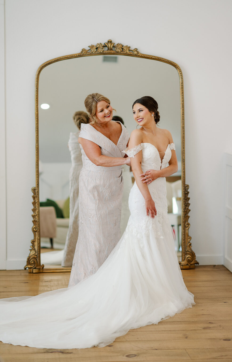 Fall Arrowhead Hill Wedding | Mackenzie + Seth • Kati Hewitt ...